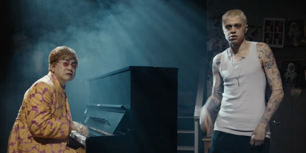 El homenaje navideño de Saturday Night Live a Eminem con "Stu ...