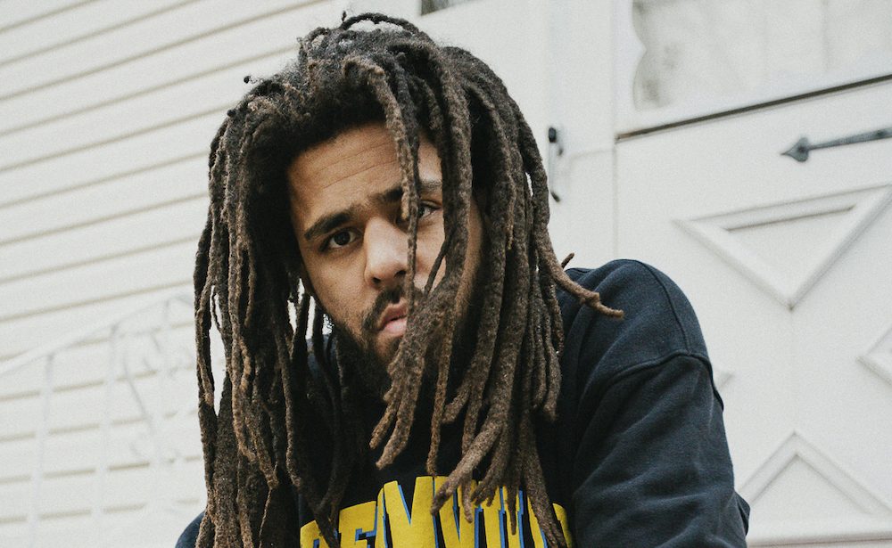 J Cole lanza el visual del tema "Punchin the clock"