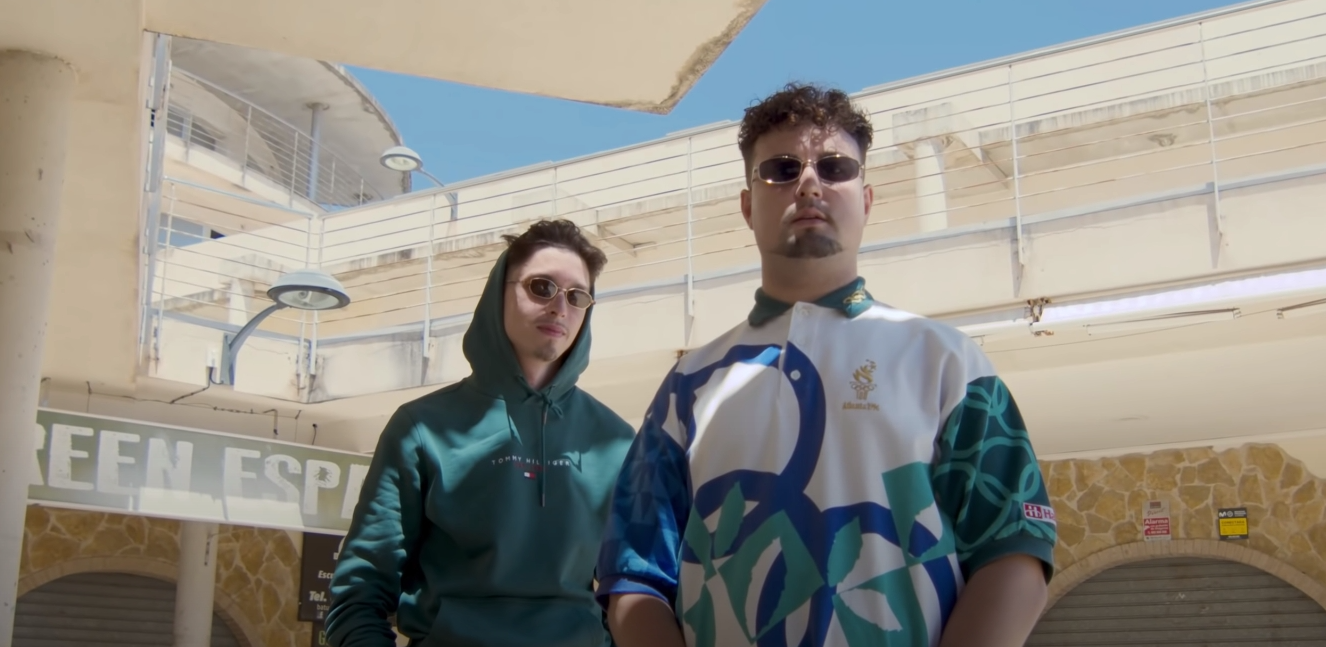 Hoke libera "Medallones"